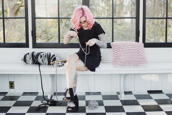 The Hook Nook (Jessica Carey) – Lion Brand Yarn
