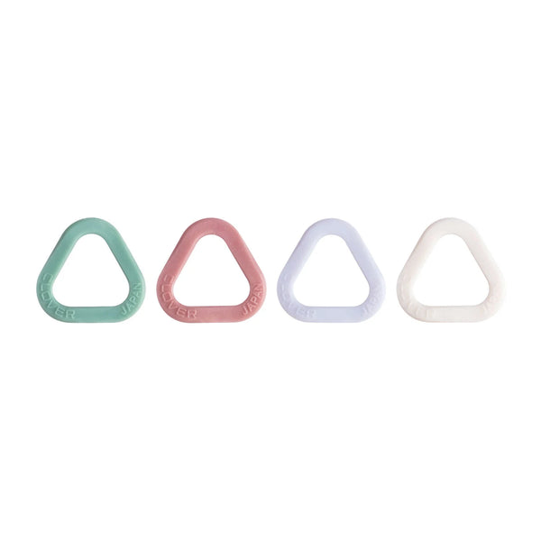 Clover Triangle Soft Stitch Markers – Lion Brand Yarn