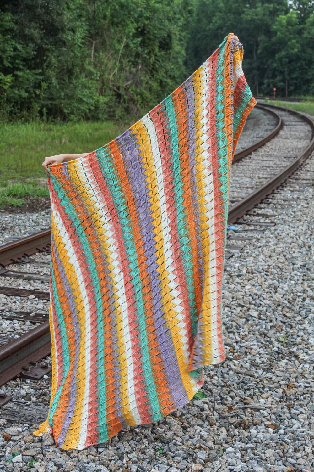 Crochet Kit - Mandala Mosaic Blanket – Lion Brand Yarn