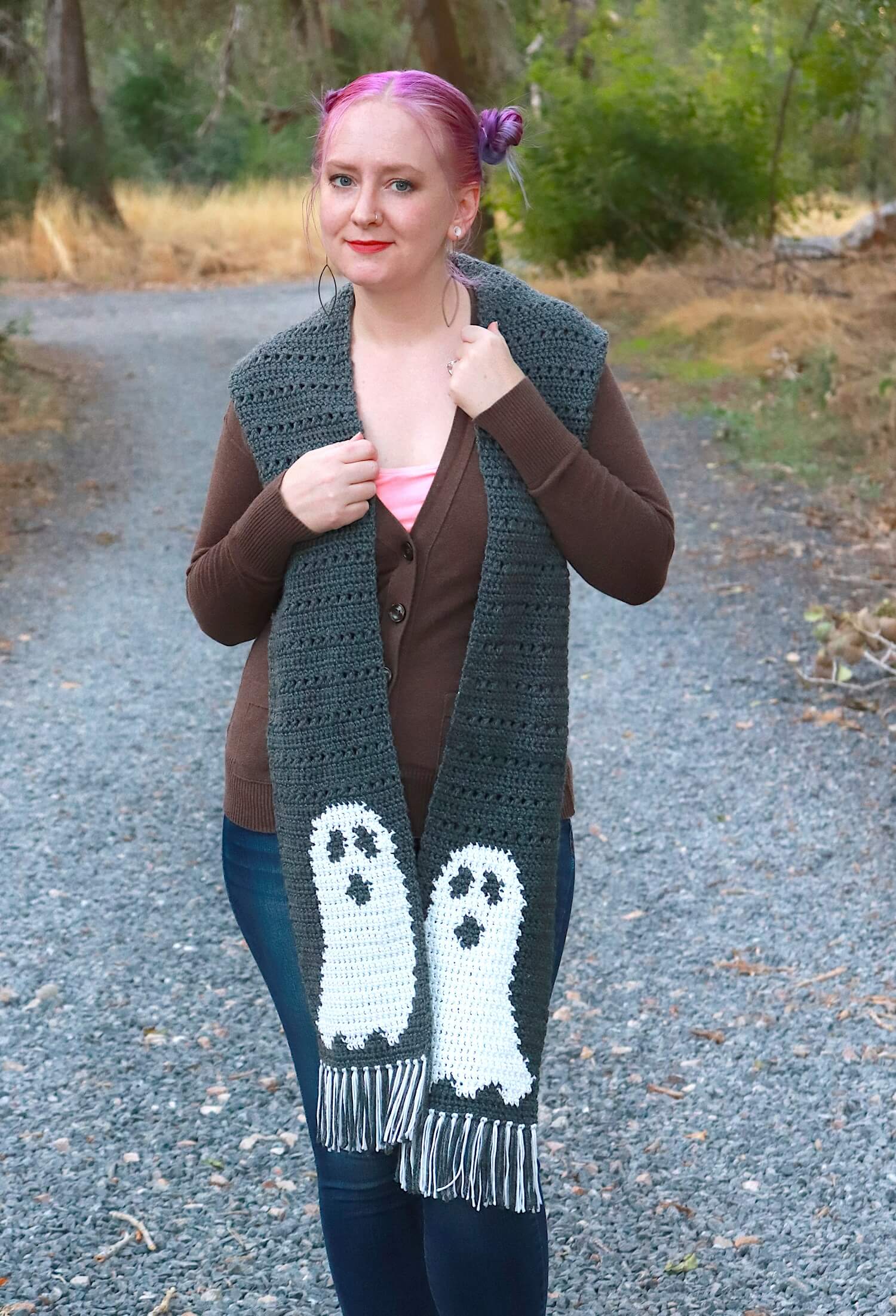 Crochet Kit - Gloria Ghost Scarf – Lion Brand Yarn