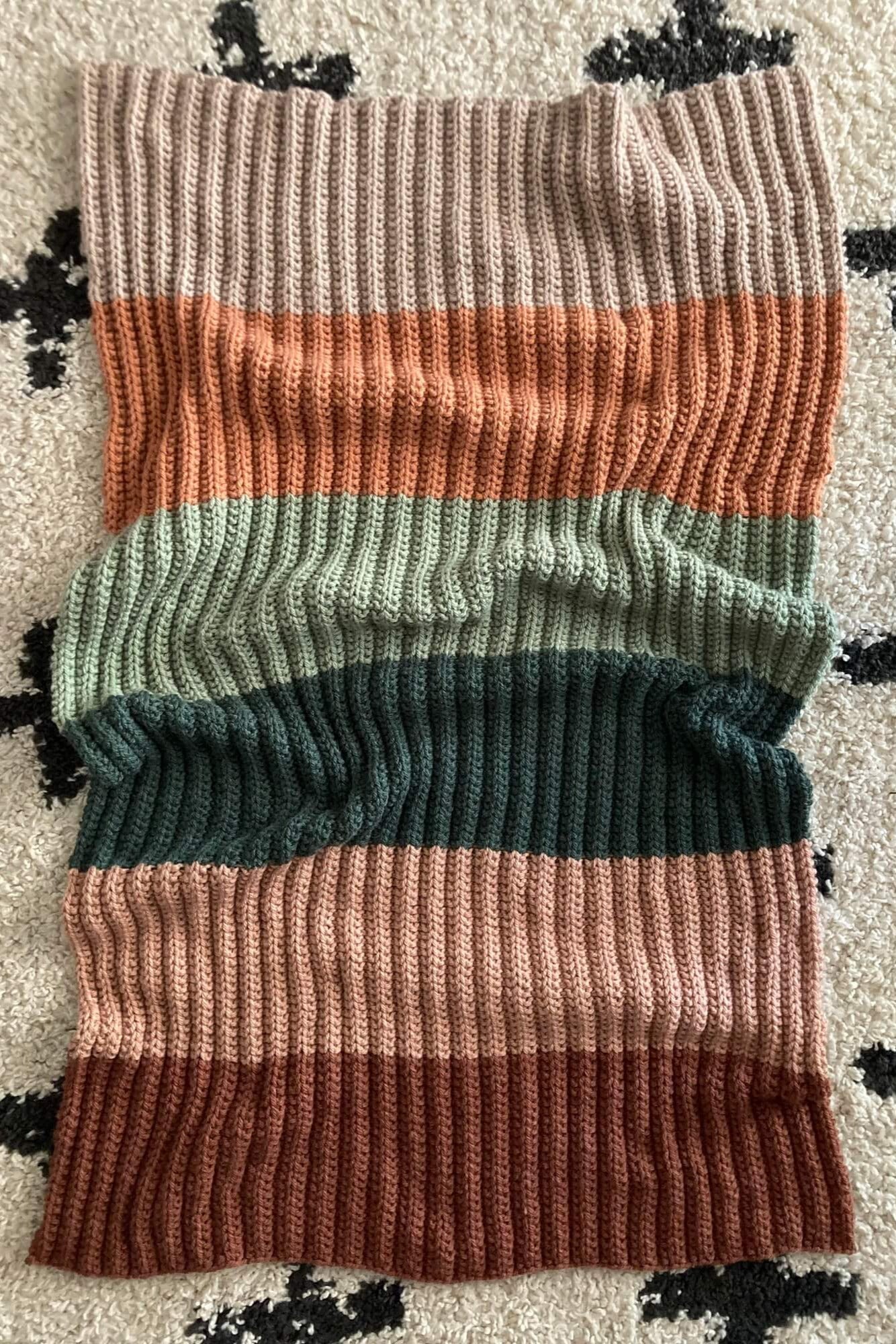 Knit Kit - Cozy Color Block Blanket – Lion Brand Yarn