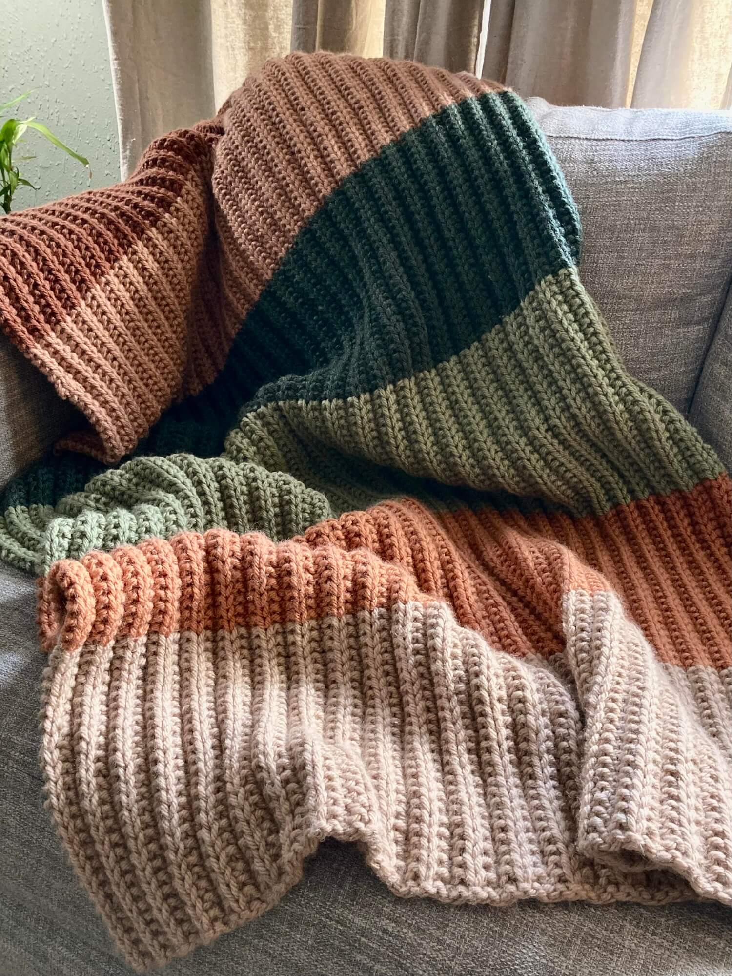 Knit Kit - Cozy Color Block Blanket – Lion Brand Yarn