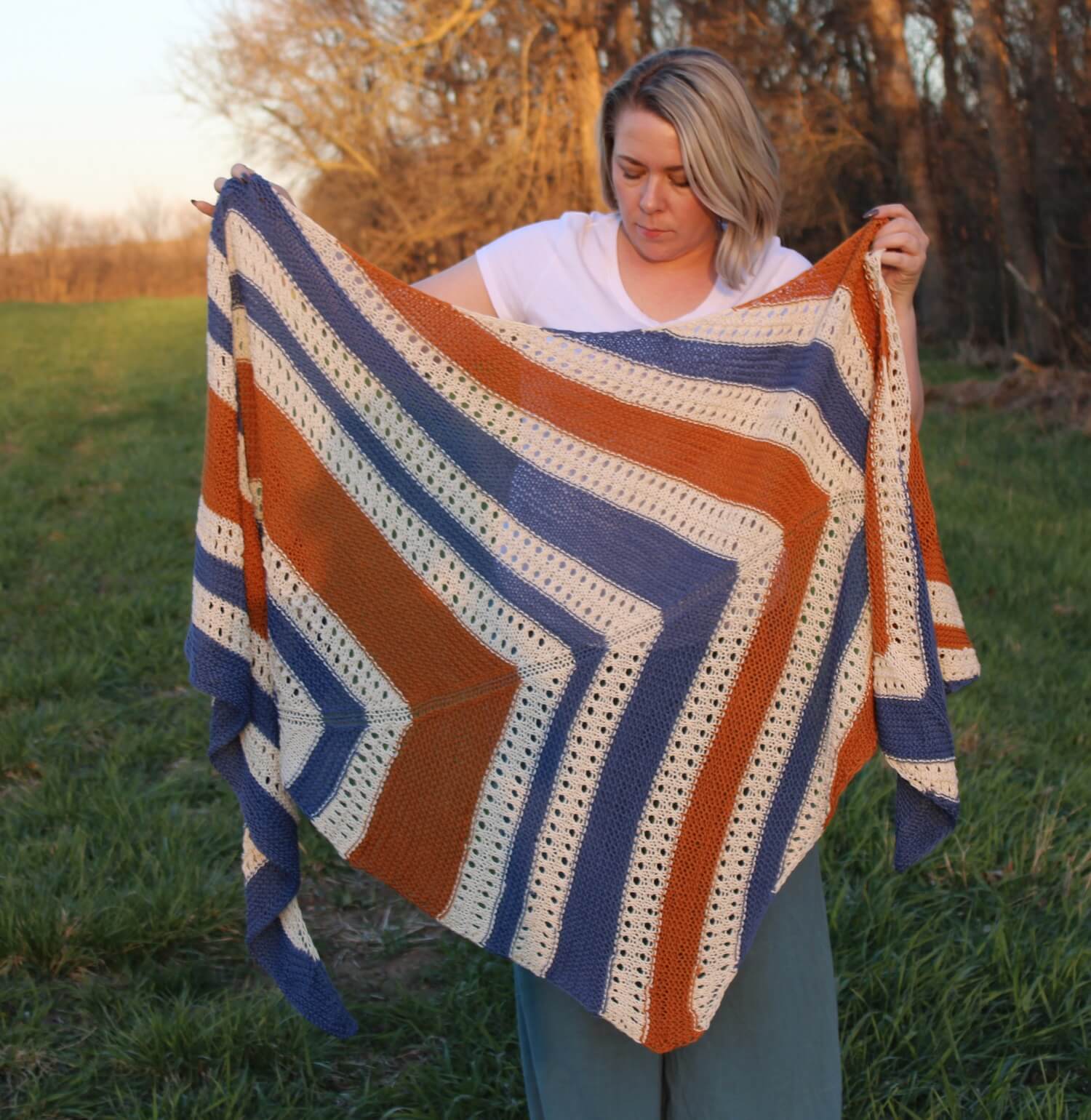 Knit Kit - Rising Kite Shawl – Lion Brand Yarn