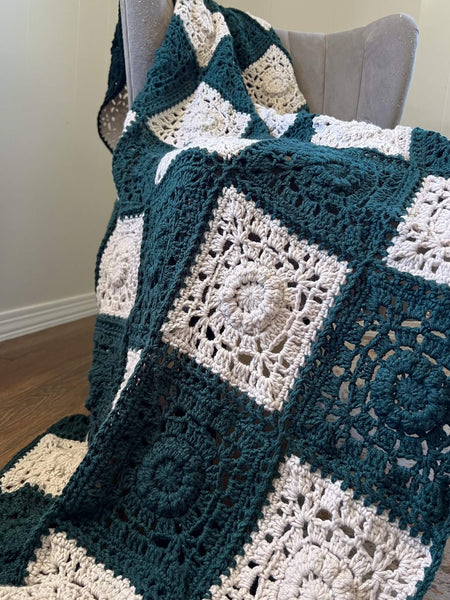 Crochet Kit - Button Blanket – Lion Brand Yarn