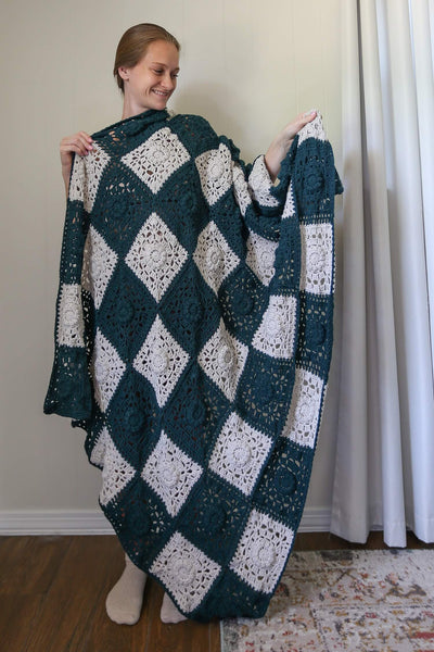 Crochet Kit - Button Blanket – Lion Brand Yarn