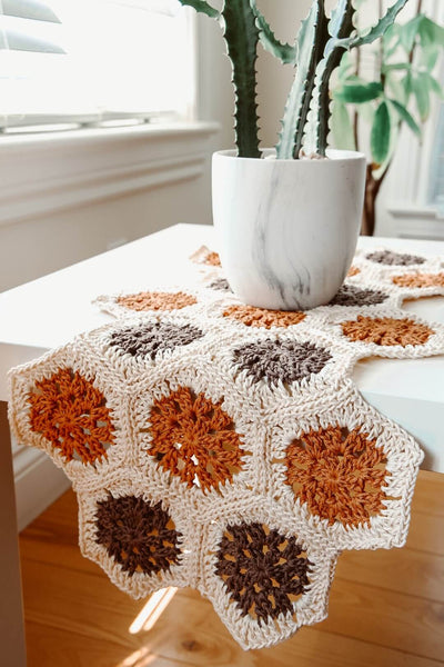 Crochet Kit - Hexi Table Runner – Lion Brand Yarn