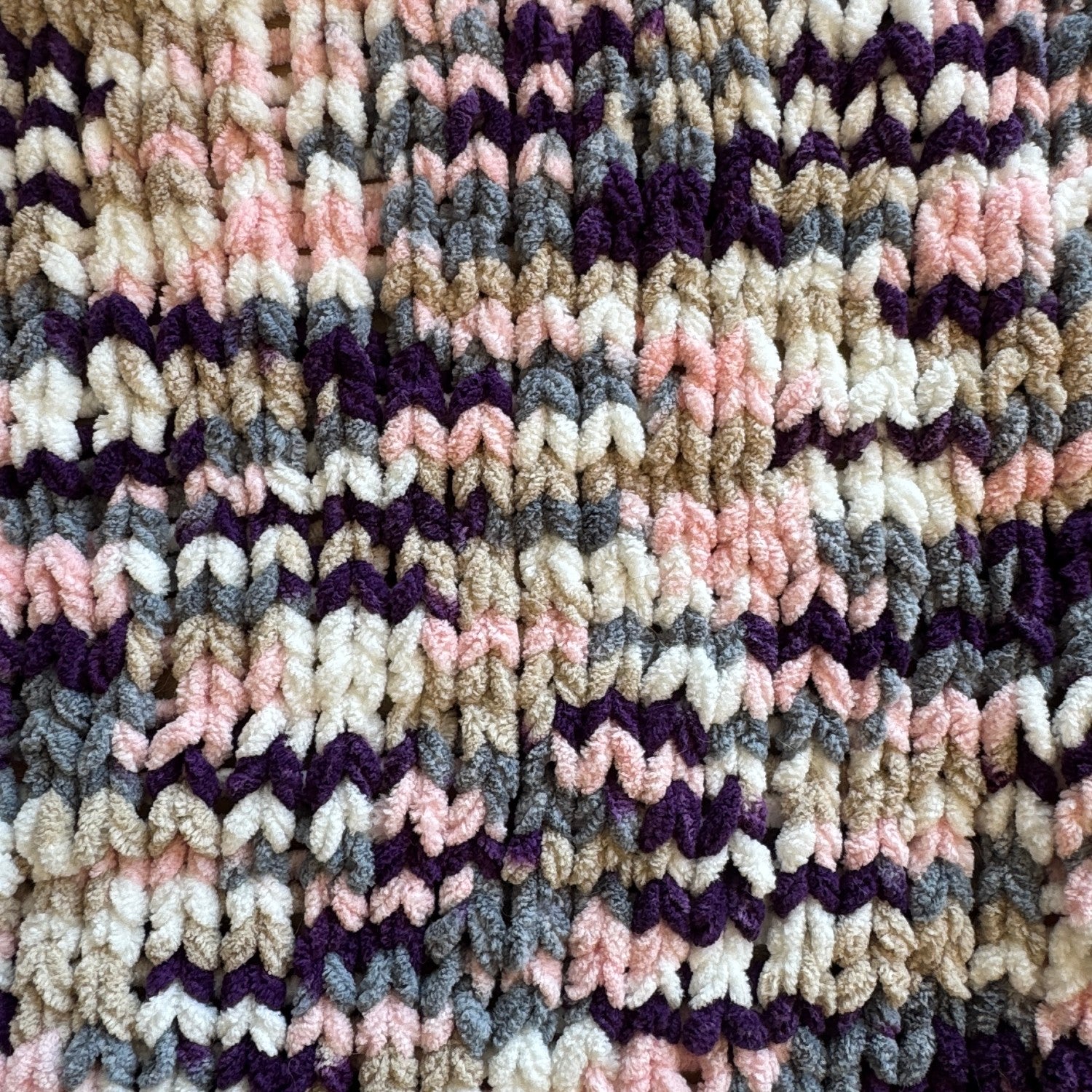 Cover Story™ Favorite Blanket Yarn – Lion Brand Yarn
