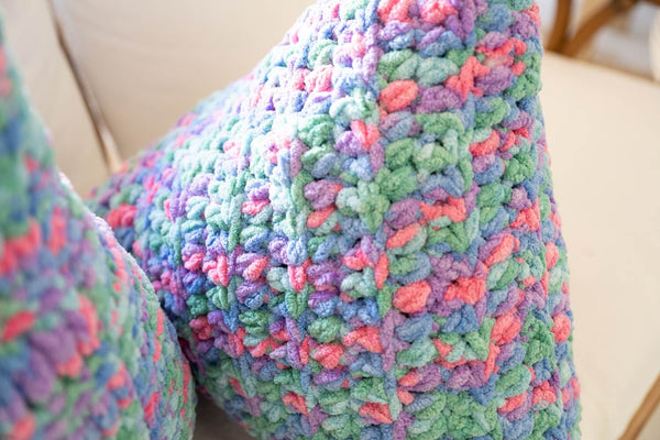 Pyramid Pillows (Crochet) – Lion Brand Yarn