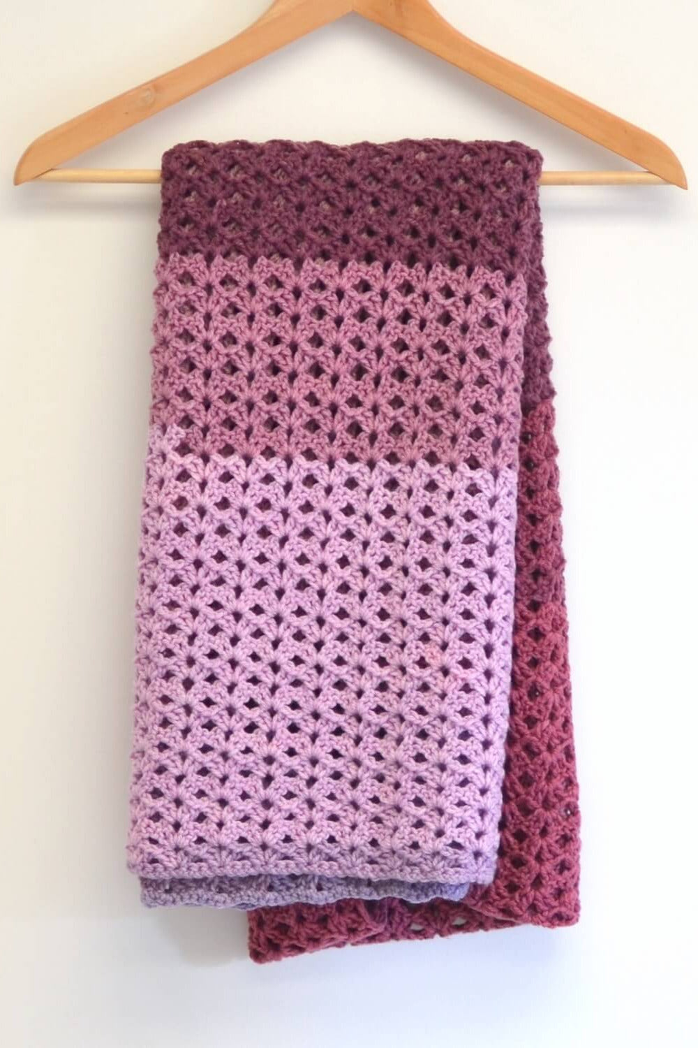 The Venetian Wrap (Crochet) – Lion Brand Yarn