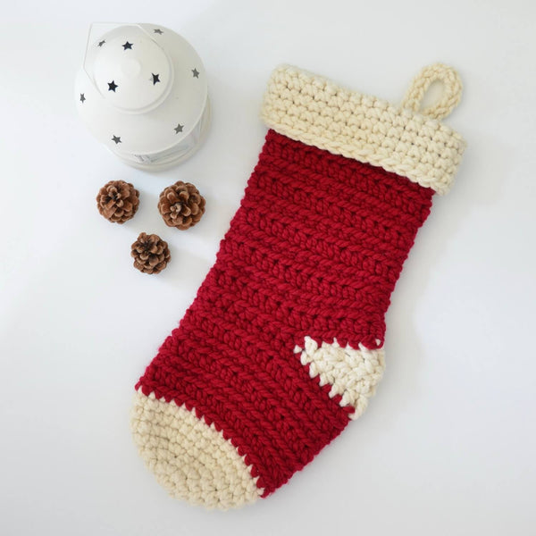 Holiday Stocking (Crochet) – Lion Brand Yarn