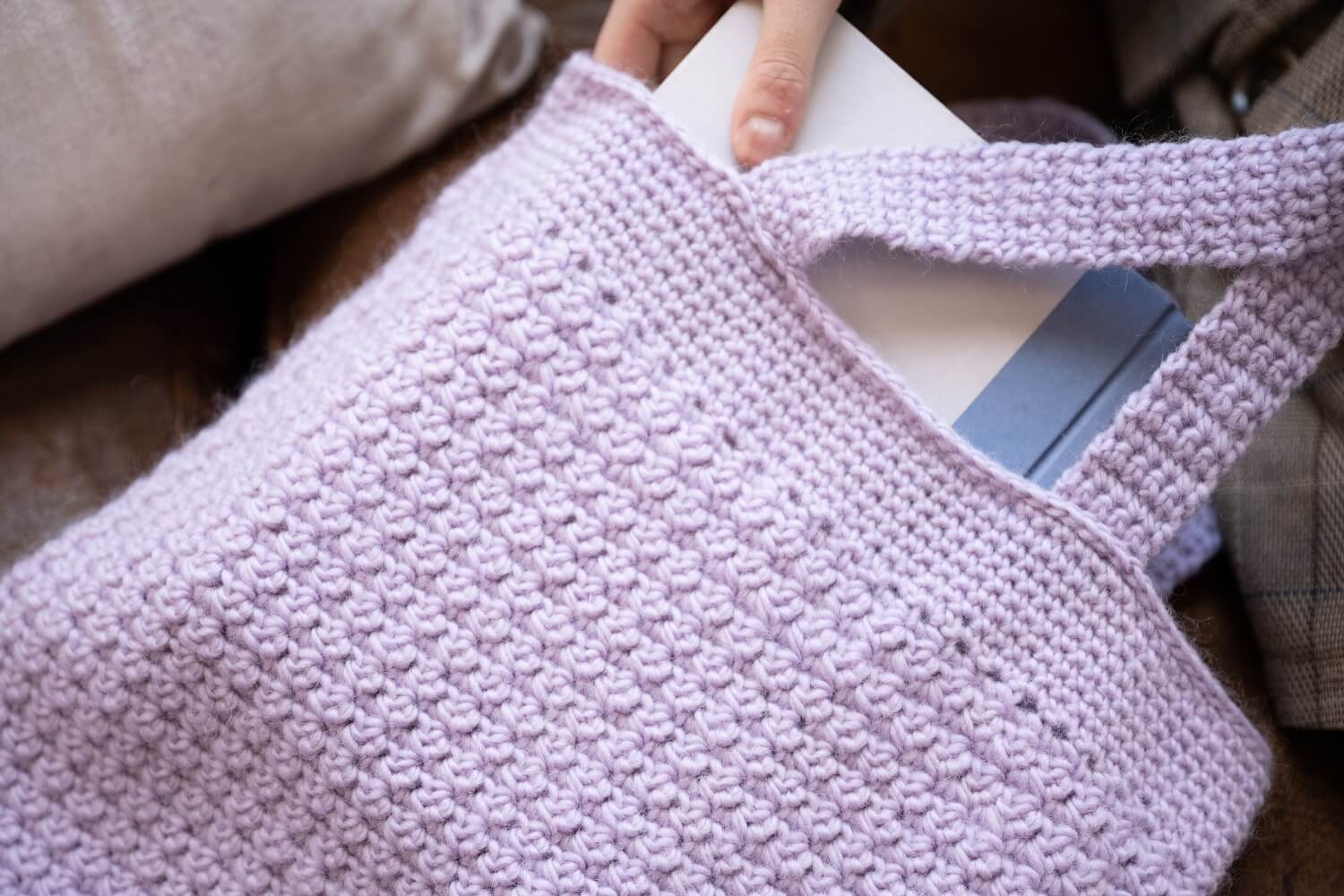 Grit Stitch Bag (Crochet) – Lion Brand Yarn