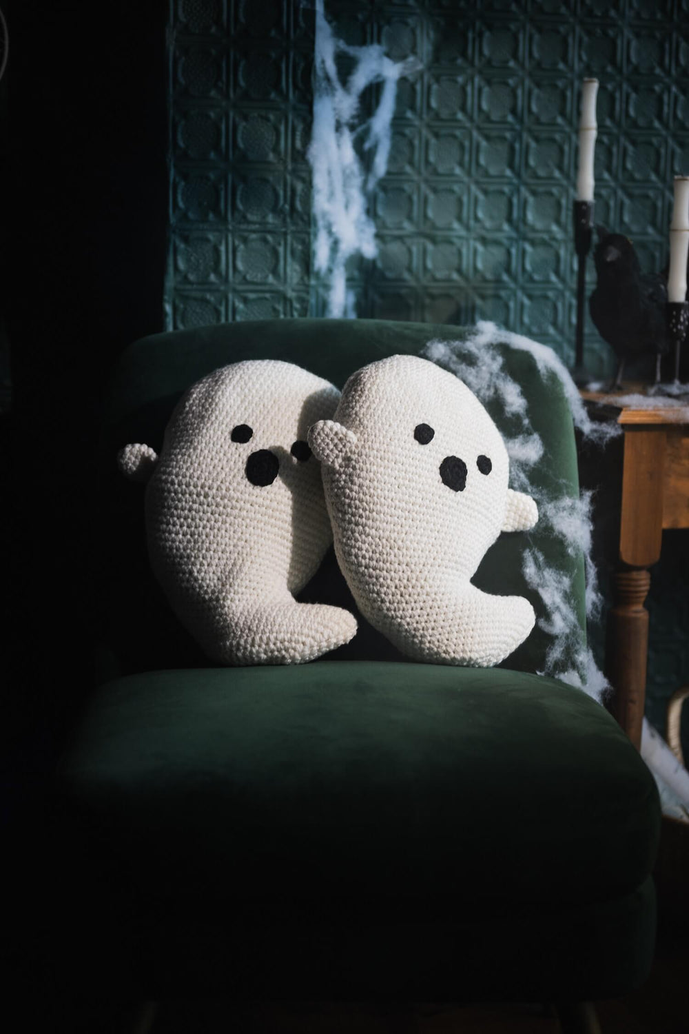 Get to Know DIY Glow Yarns – Lion Brand Yarn