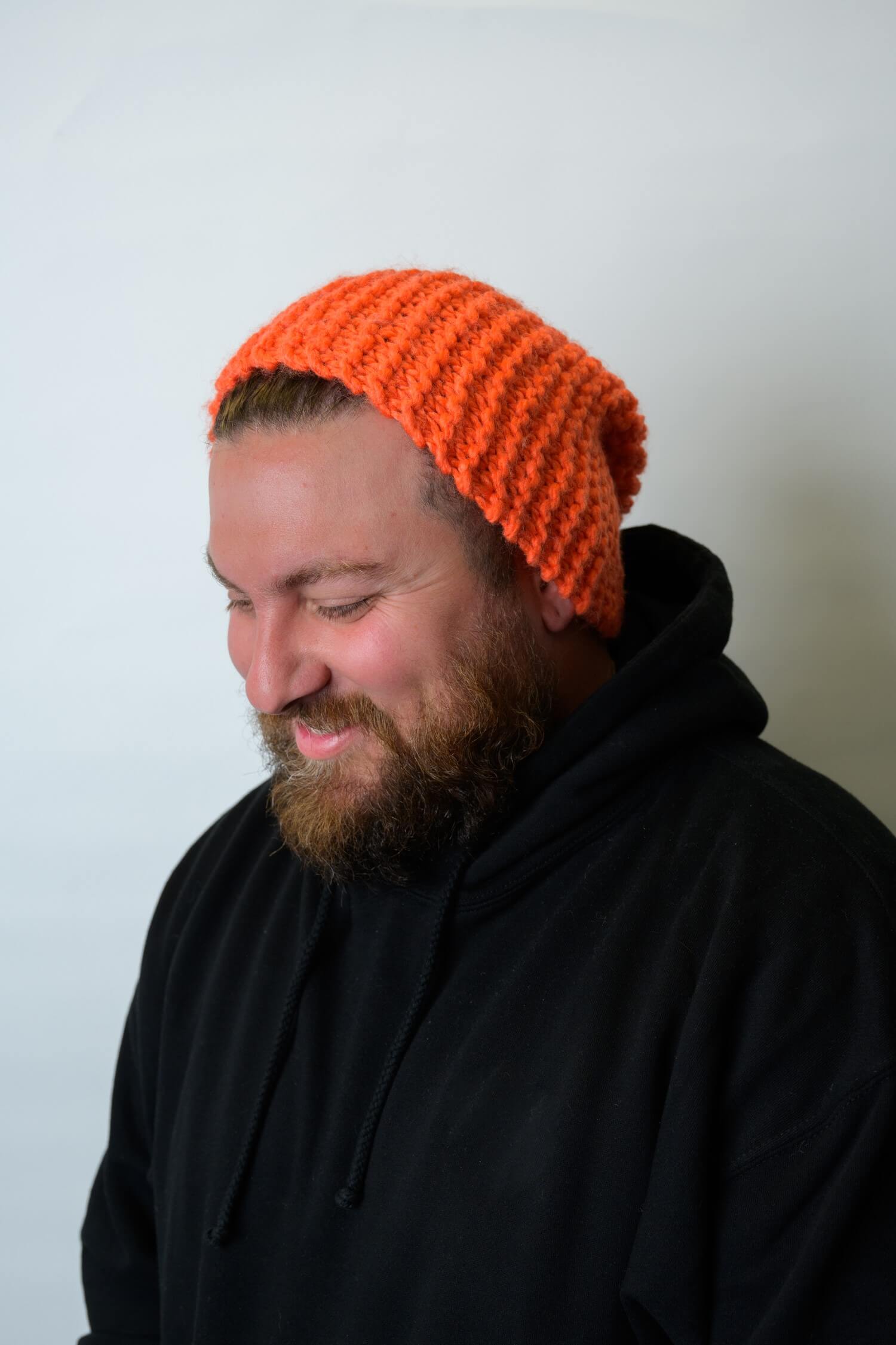 InstaKnit™ Sideways Hat (Knit) – Lion Brand Yarn