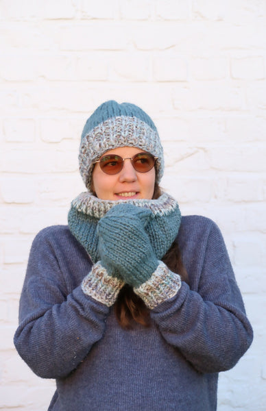 Charlie Mittens (Knit) – Lion Brand Yarn