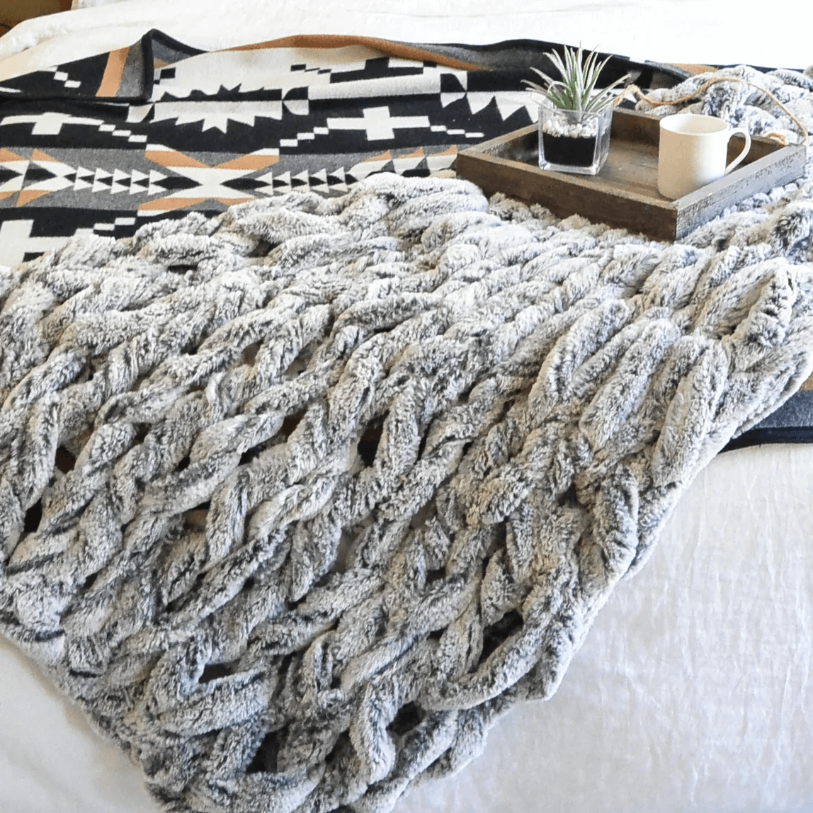 LB Collection® Go For Faux® Yooge Yarn – Lion Brand Yarn