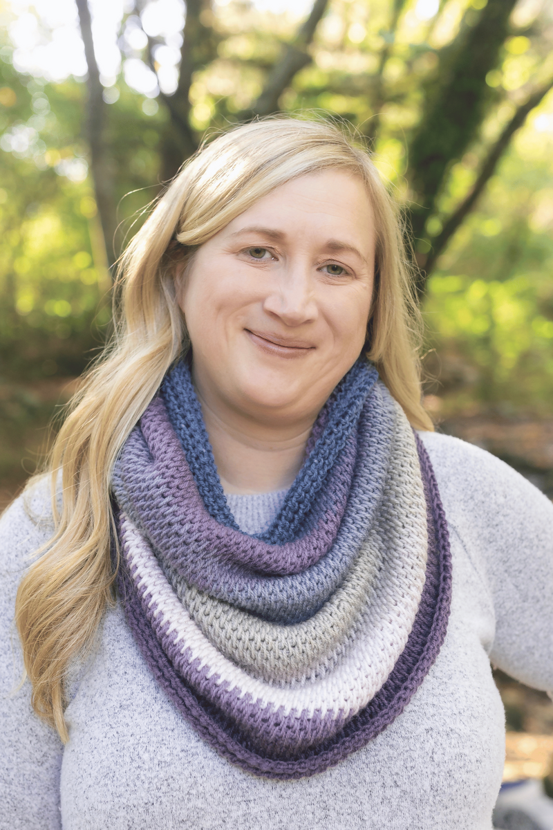 Full Fade Cowl (DK) (Crochet) – Lion Brand Yarn
