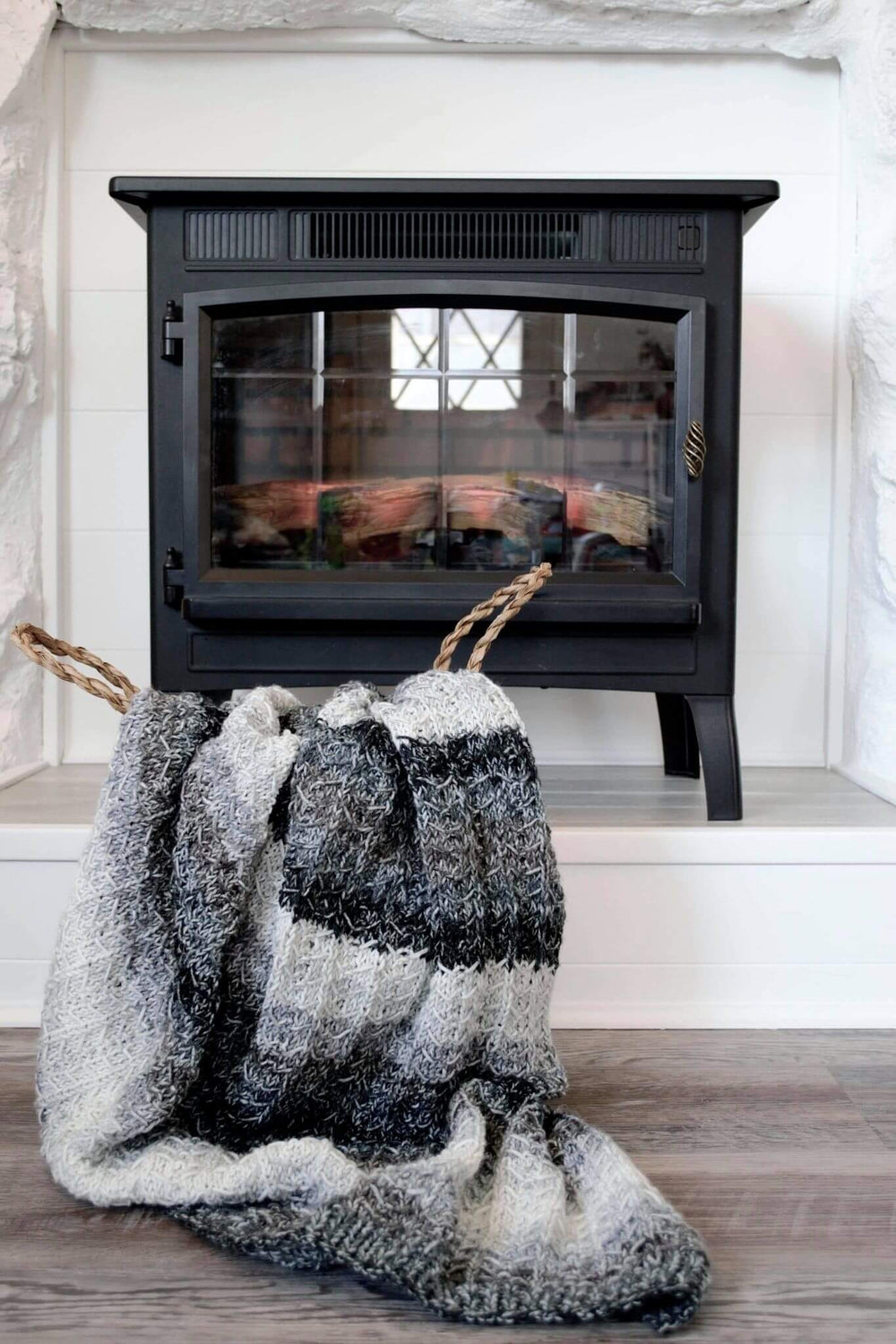Knit Kit - The Muir Throw Blanket – Lion Brand Yarn
