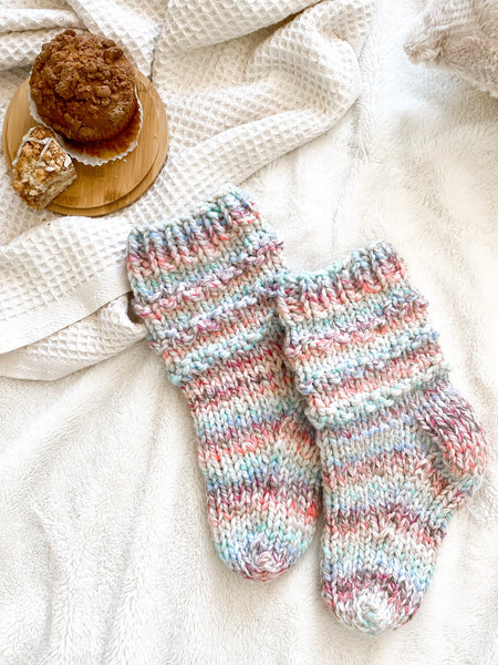 Knit Kit - Cozy Toes Slippers – Lion Brand Yarn