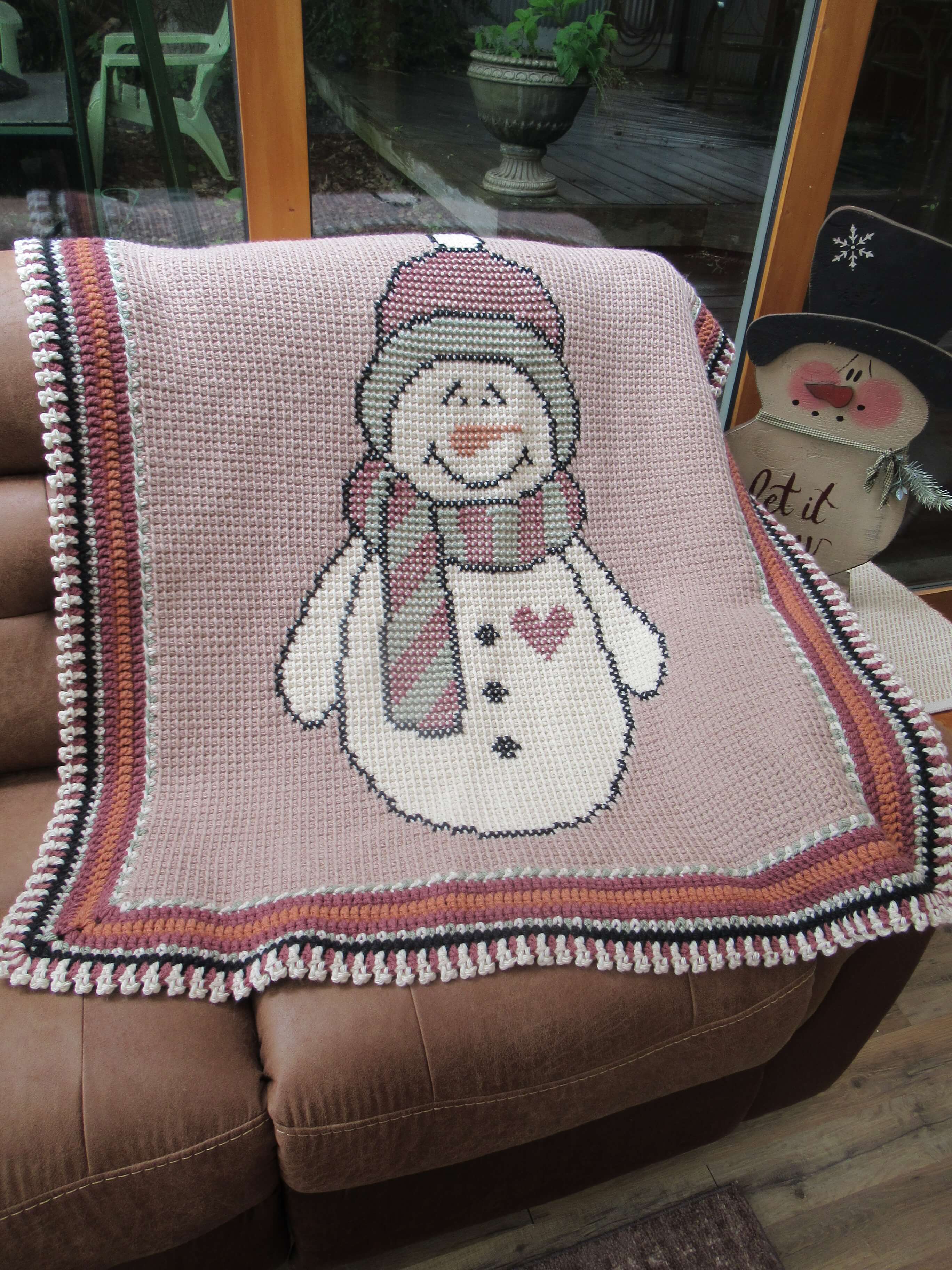 Crochet Kit - Country Snowman Throw – Lion Brand Yarn