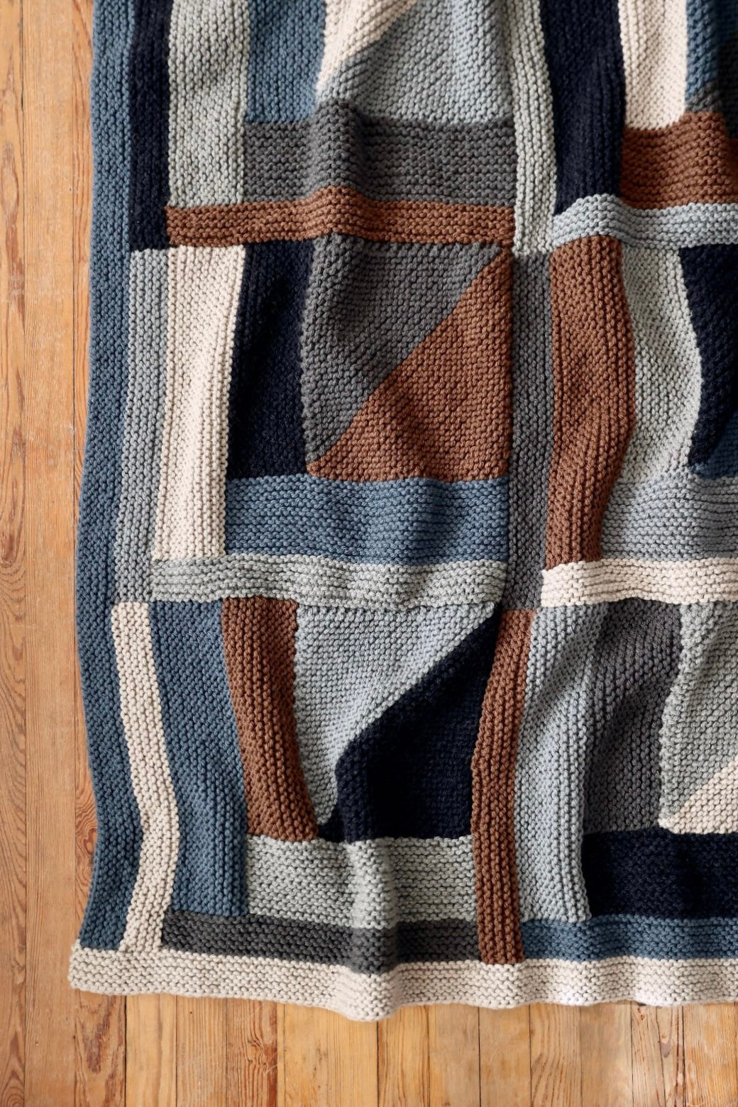 Knit Kit - MODular Knit Quilt – Lion Brand Yarn