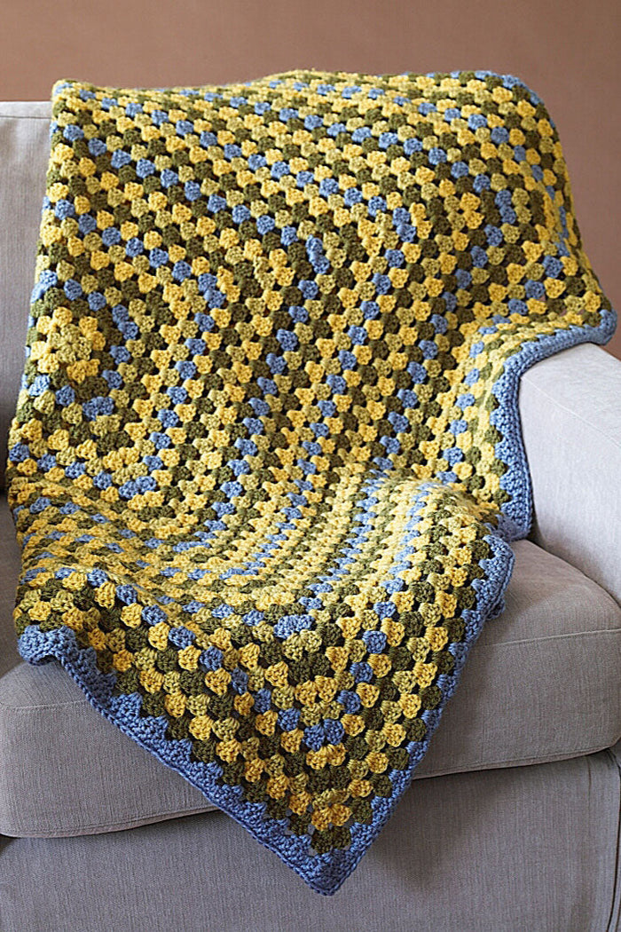 Braintree Maze Afghan (Crochet) – Lion Brand Yarn