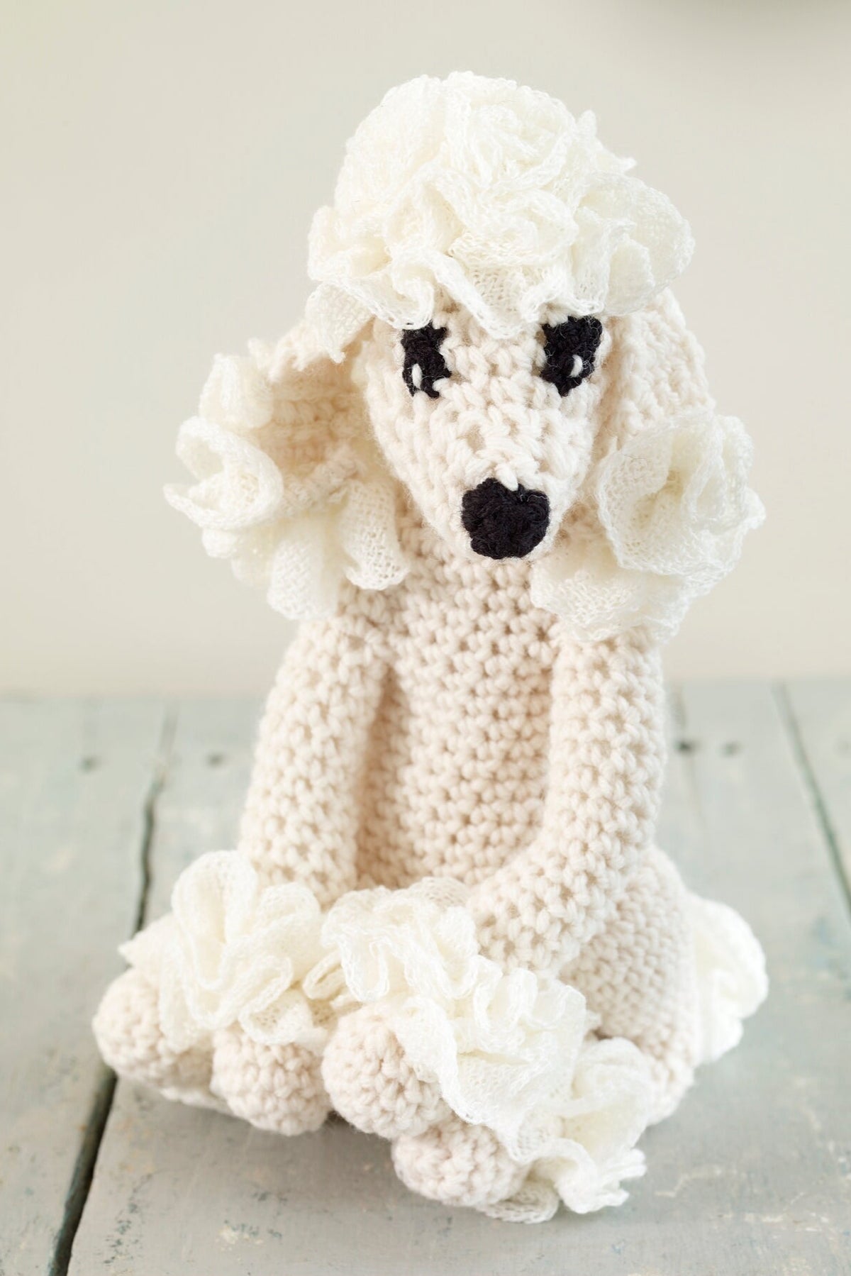 Poodle Princess Pattern (Crochet) – Lion Brand Yarn