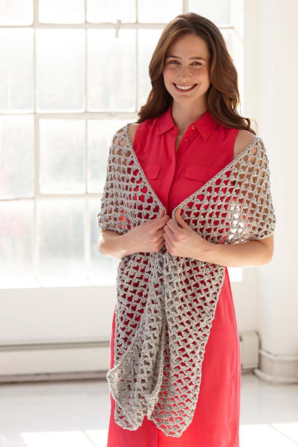 Shimmer Mesh Scarf Pattern (Crochet) – Lion Brand Yarn