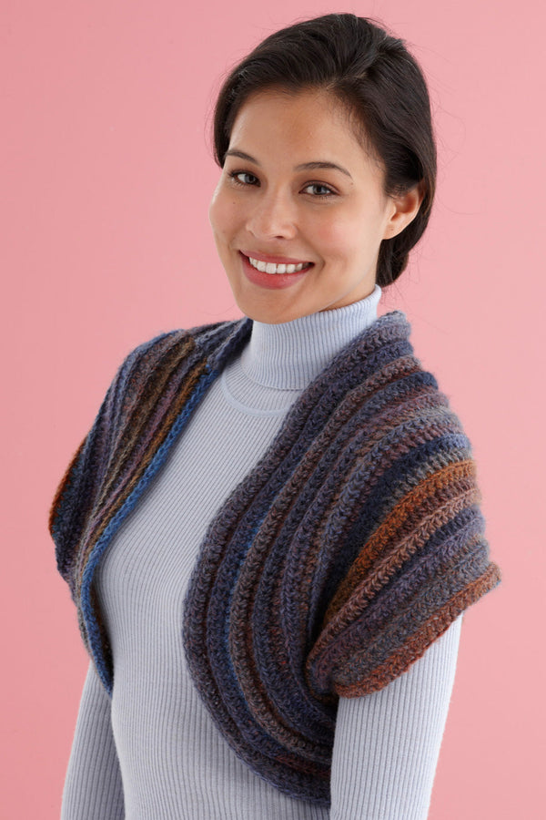 Level 1 Crocheted Shawl (Crochet) – Lion Brand Yarn