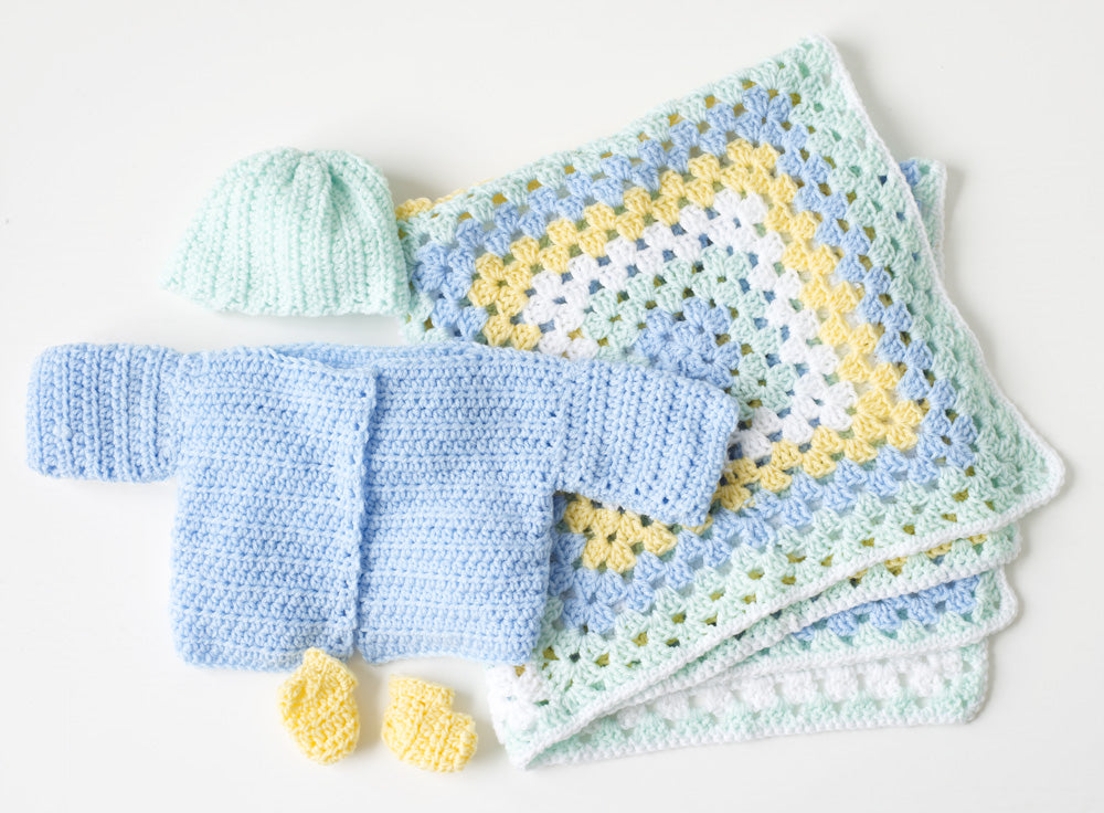 Toy Chest Baby Set Pattern (Crochet) – Lion Brand Yarn
