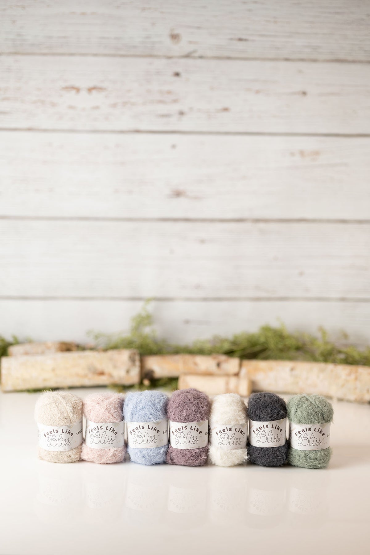 Feels Like Bliss® Yarn Minis (Assorted 7 Pack) – Lion Brand Yarn