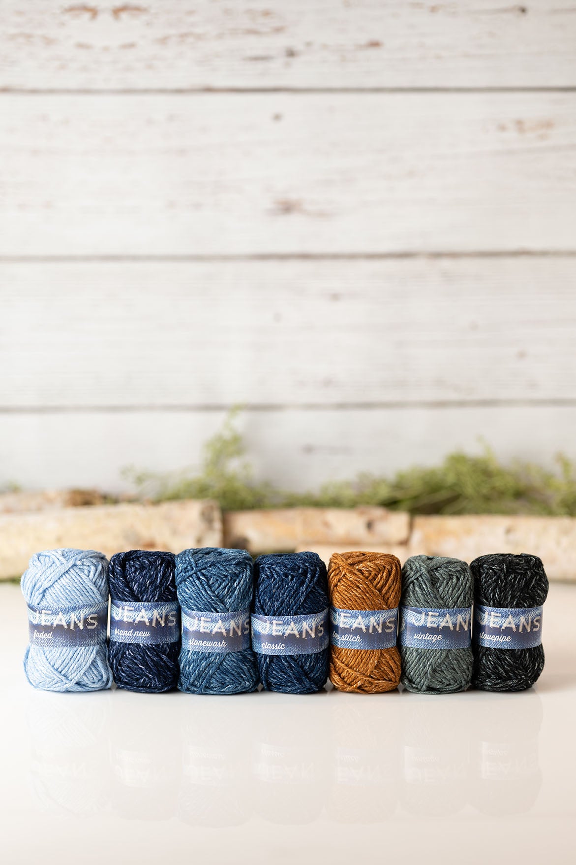 Jeans® Yarn Minis (Assorted 7 Pack) – Lion Brand Yarn