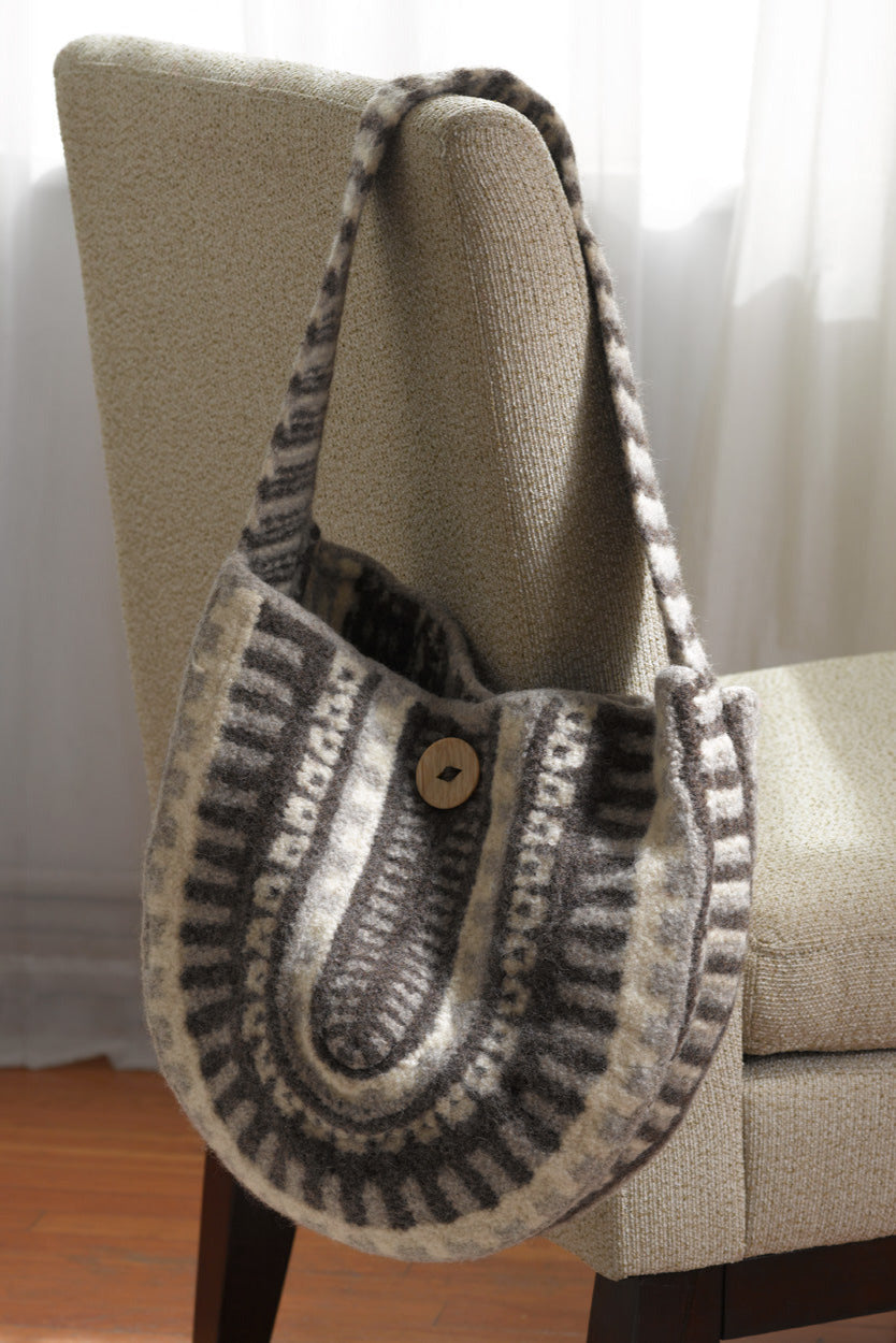 Felted Tribal Bag Pattern (Knit) – Lion Brand Yarn