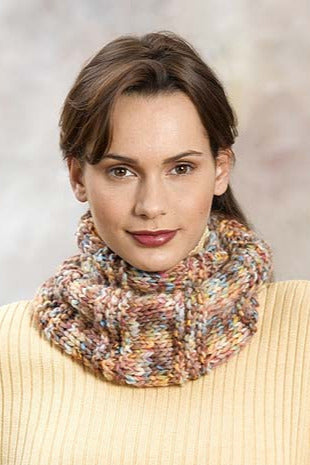 Mobius Tube Scarf Pattern (Knit) – Lion Brand Yarn