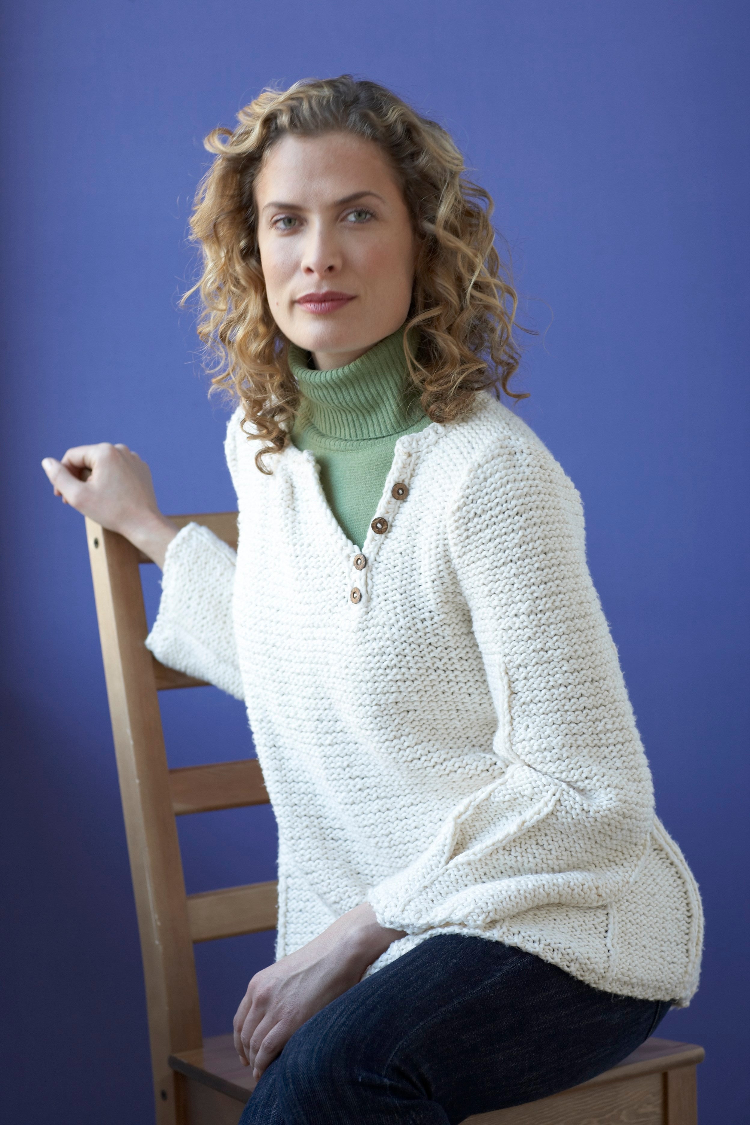 River Road Pleated Tunic Pattern (Knit) – Lion Brand Yarn