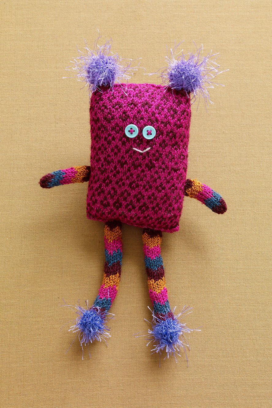 Sally Doll Pattern (Knit) – Lion Brand Yarn