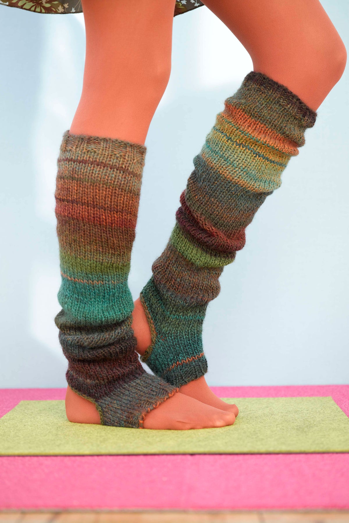 Sausalito Stirrup Socks (Knit) – Lion Brand Yarn