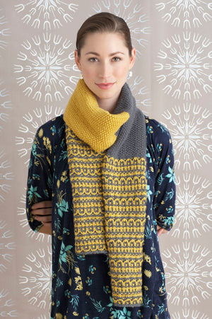 Two Color Tango Scarf Pattern (Knit) – Lion Brand Yarn