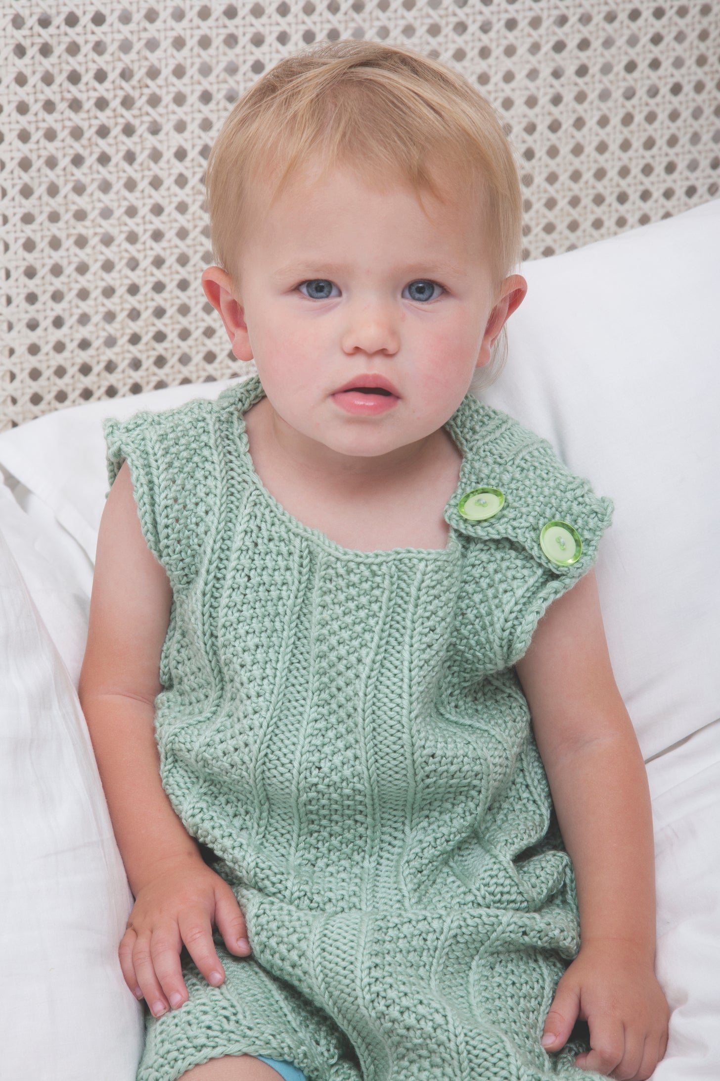 Baby Bunting Pattern (Loom) – Lion Brand Yarn