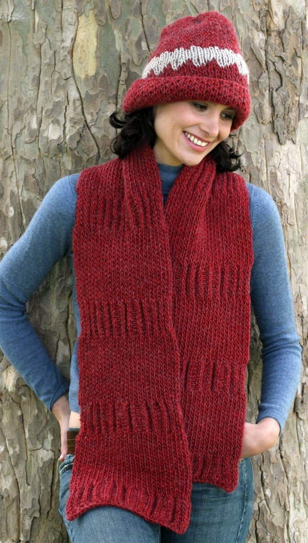 Bostonian Scarf and Hat Set (Loom) – Lion Brand Yarn