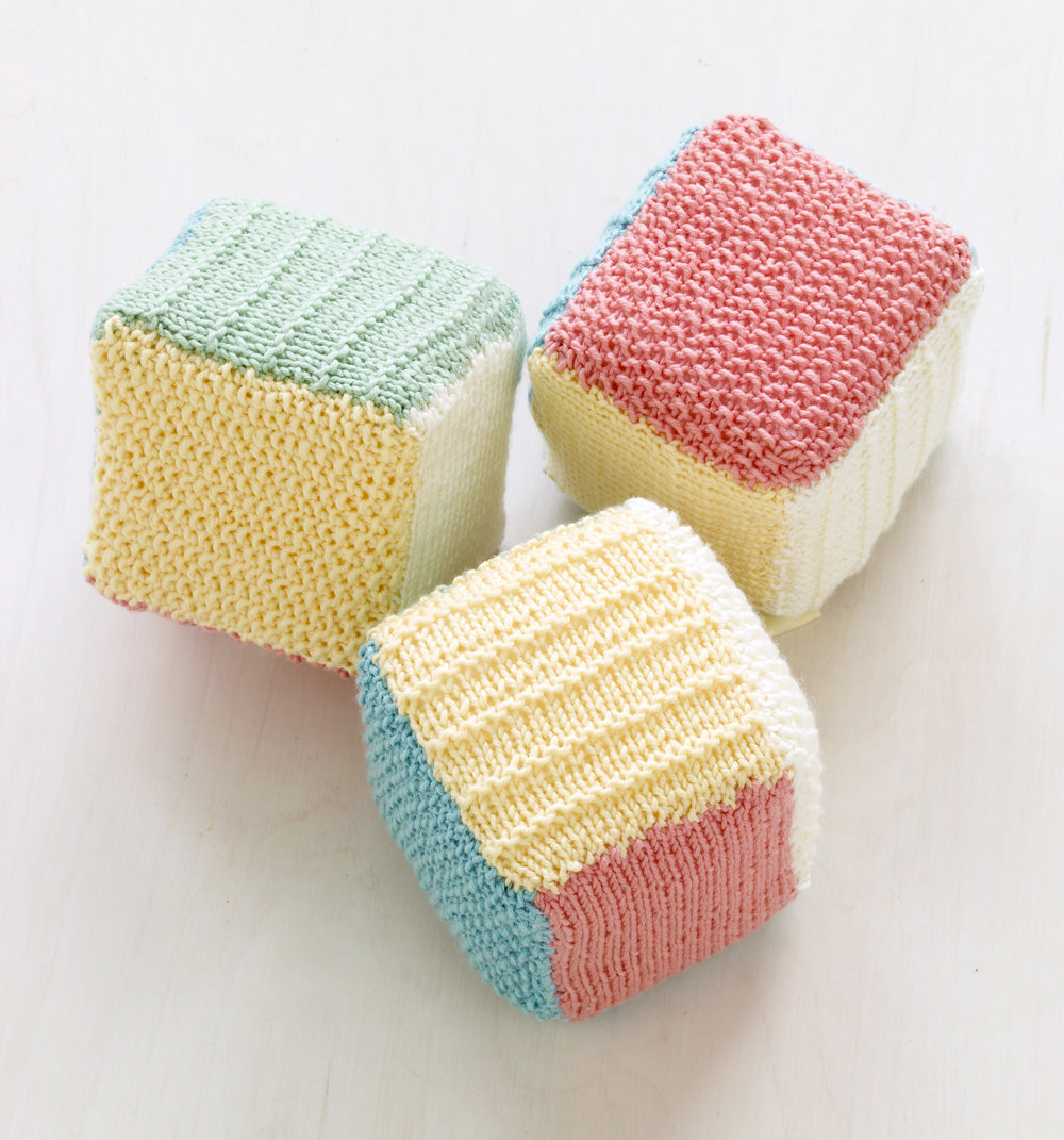 Loom Knit Playroom Balls Pattern – Lion Brand Yarn