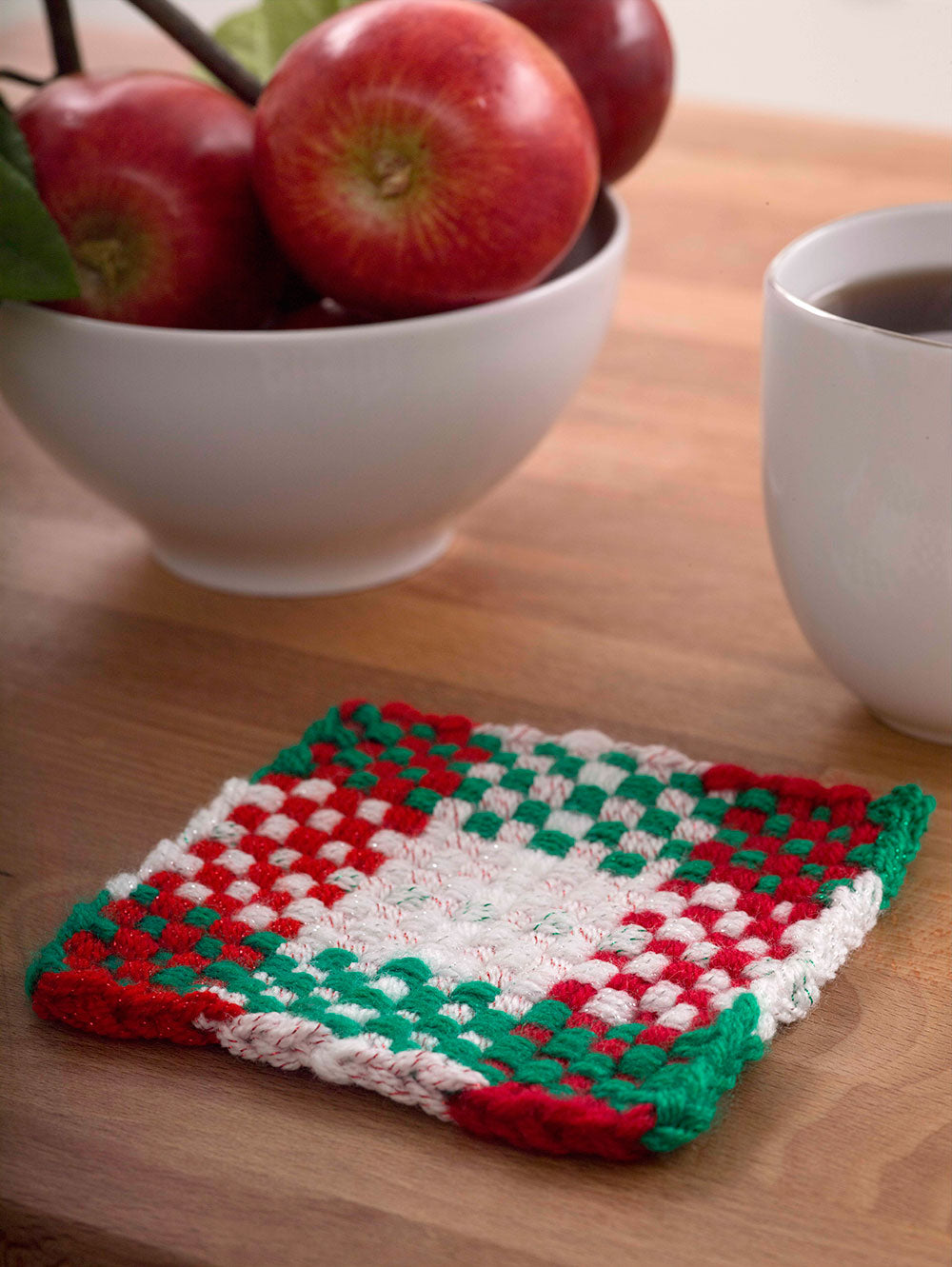 Loom Woven Coasters (Loom-Weave) - Version 4 – Lion Brand Yarn