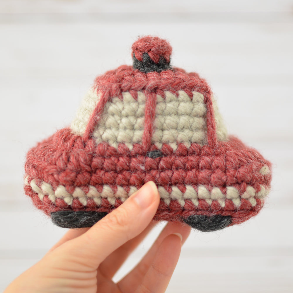 Vintage Emergency Vehicles (Crochet) – Lion Brand Yarn