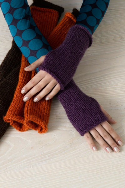 Greenwich Gauntlets (Knit) – Lion Brand Yarn