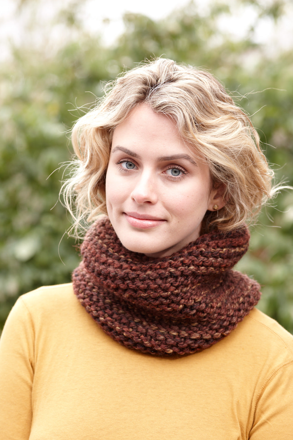 Forest Canopy Cowl Pattern (Knit) – Lion Brand Yarn