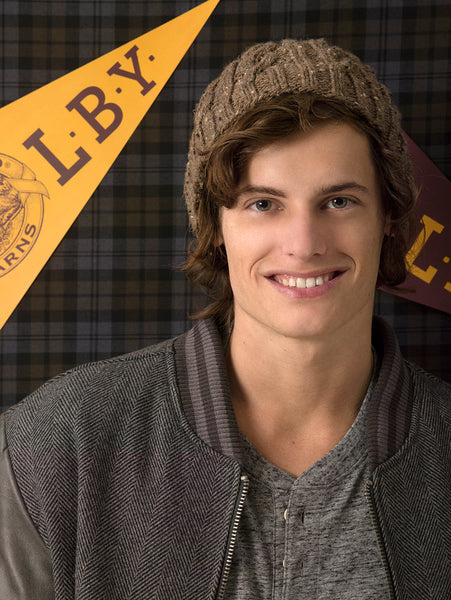 Senior Knit Hat - Version 2 – Lion Brand Yarn