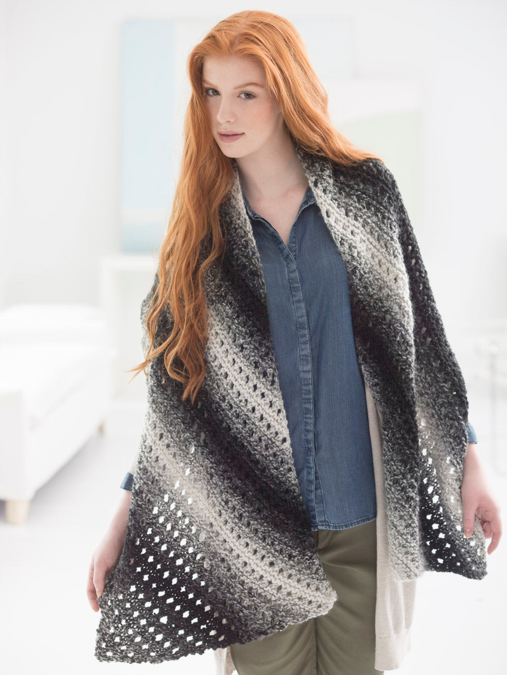 Neutral Slant Shawl (Knit) – Lion Brand Yarn