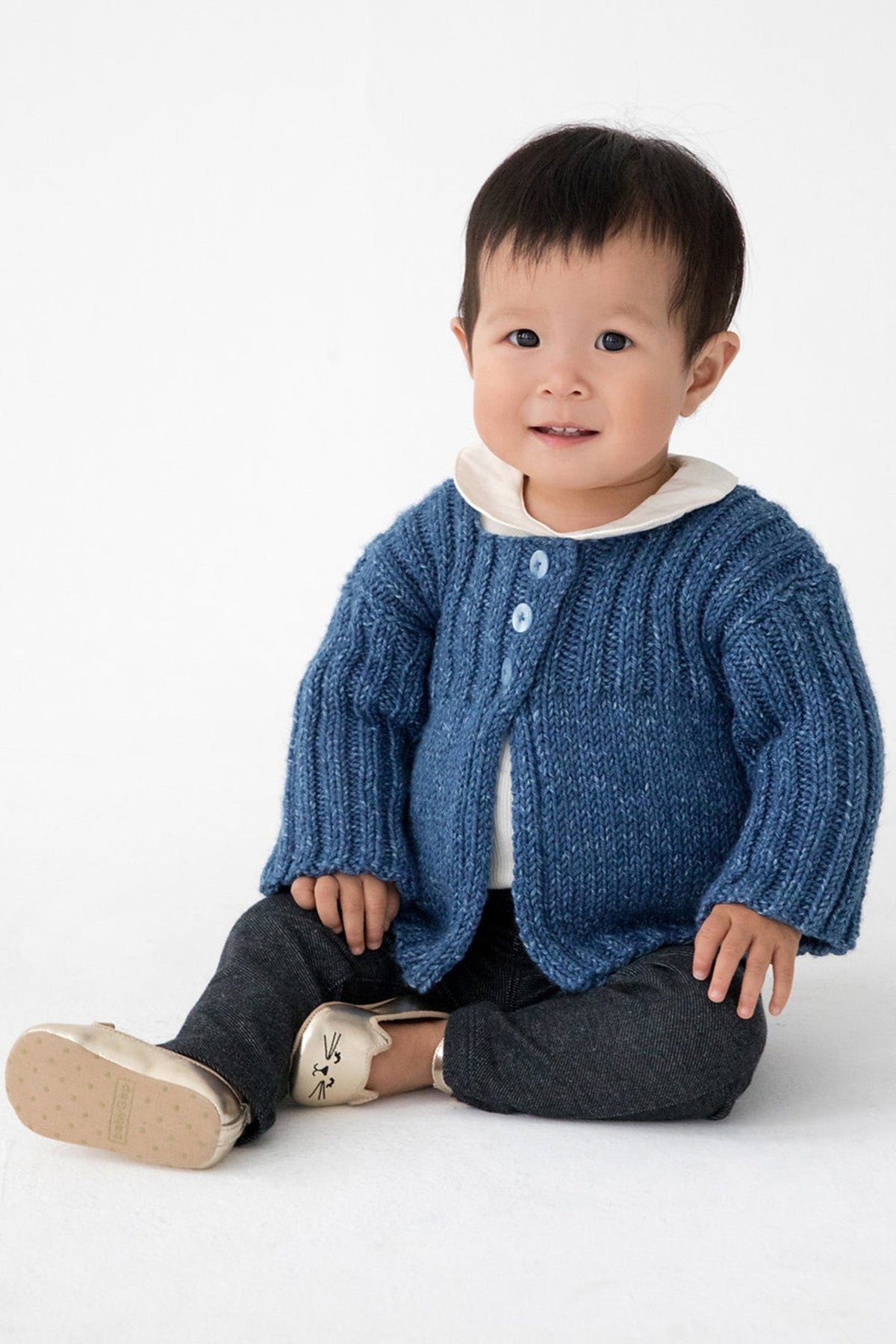 Blue Bonnet Cardi (Knit) – Lion Brand Yarn