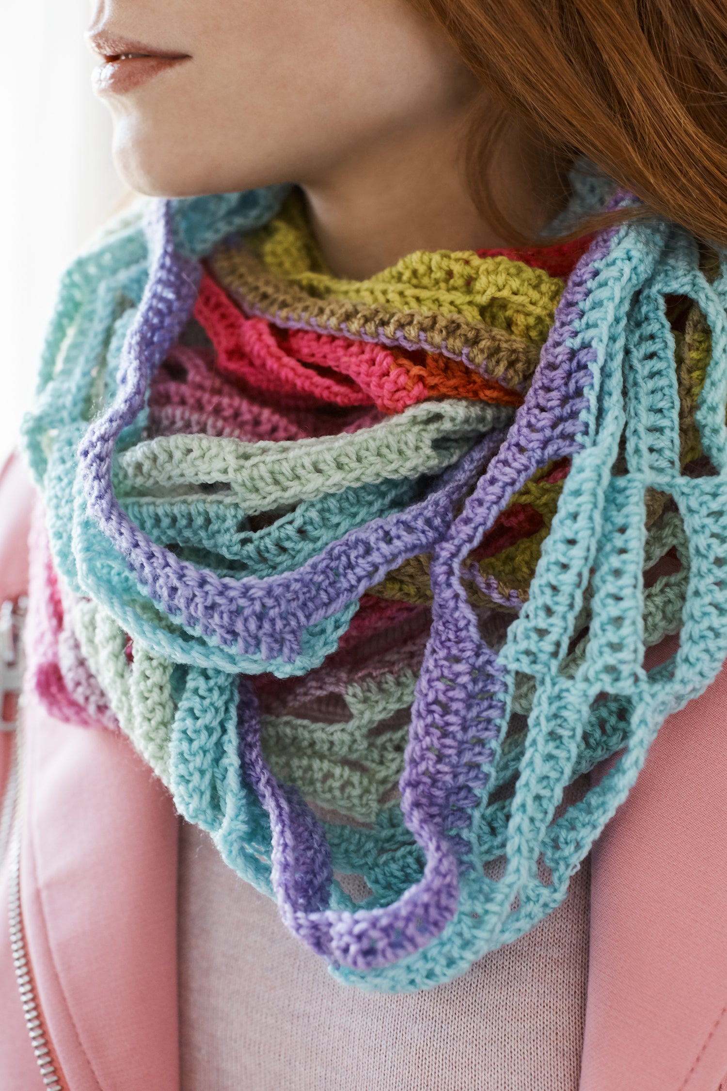 Crochet Mesh Cowl – Lion Brand Yarn