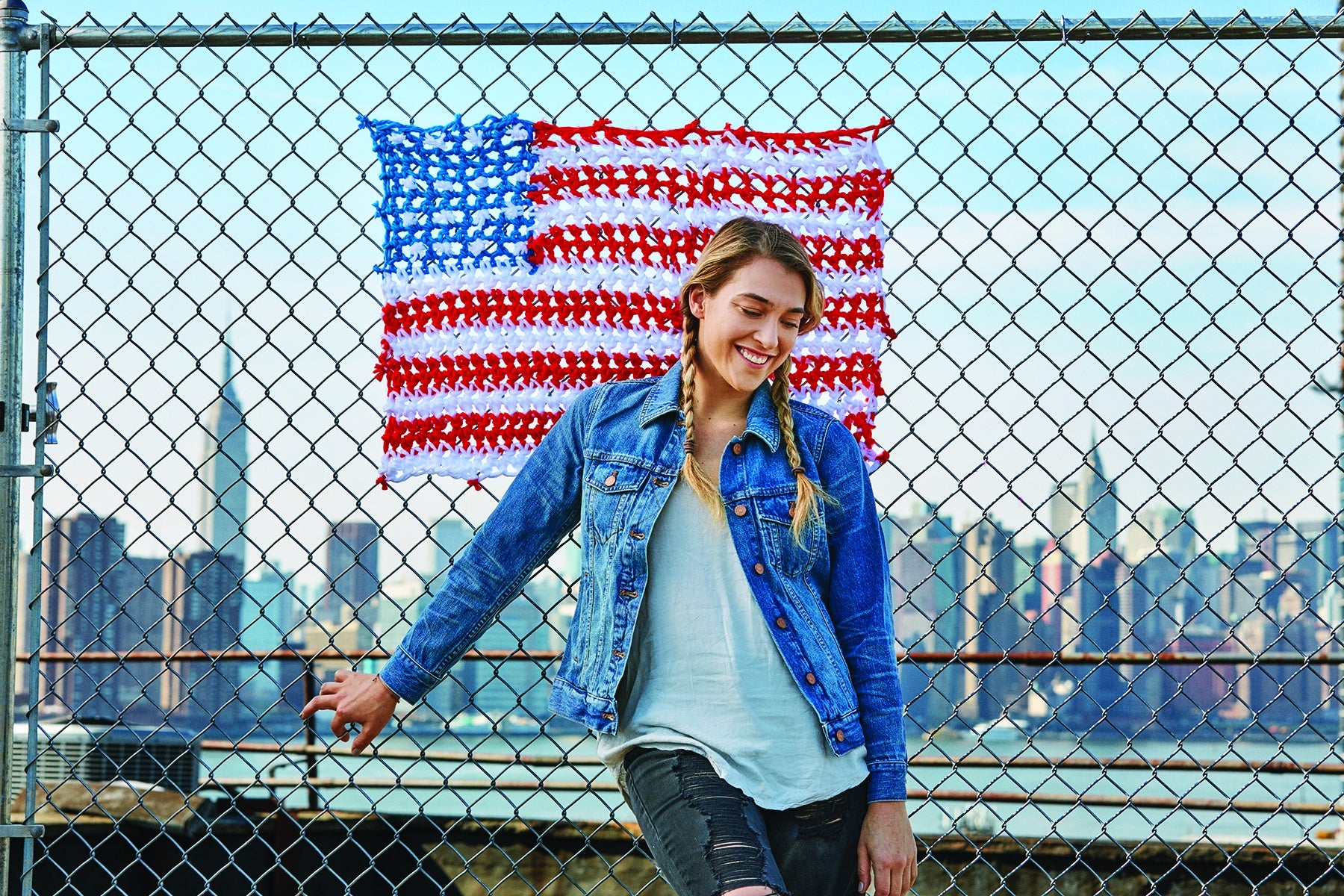 London Kaye Flag (Crochet) – Lion Brand Yarn