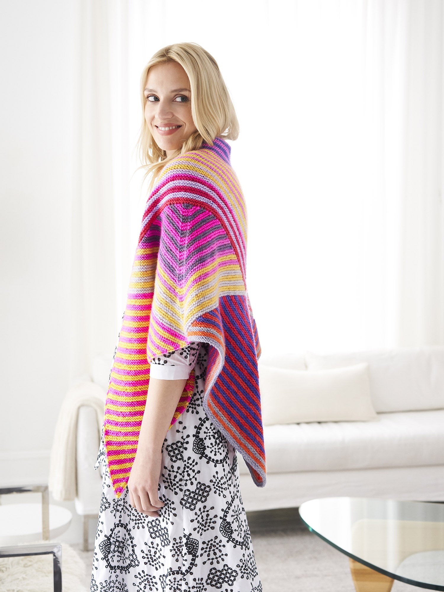 Striped Triangle Shawl (Knit) – Lion Brand Yarn